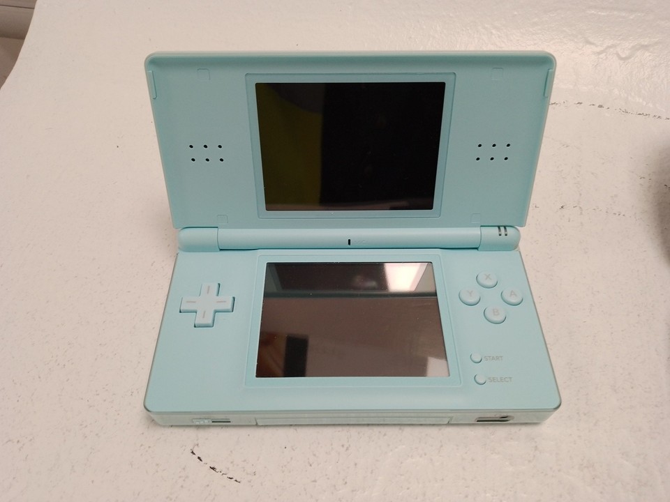 Nintendo DS Lite Bundle Aqua Blue Console with Case and 2 Puzzle Games ...