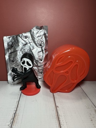 CultureFly Scream Ghost Face Mystery Vinyl Figure Ghost Face (Slash ...