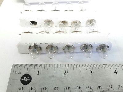 ( Pack of 19 ) PR3 Flashlight Bulb 3.57V 0.5A Miniature Flanged Base ...