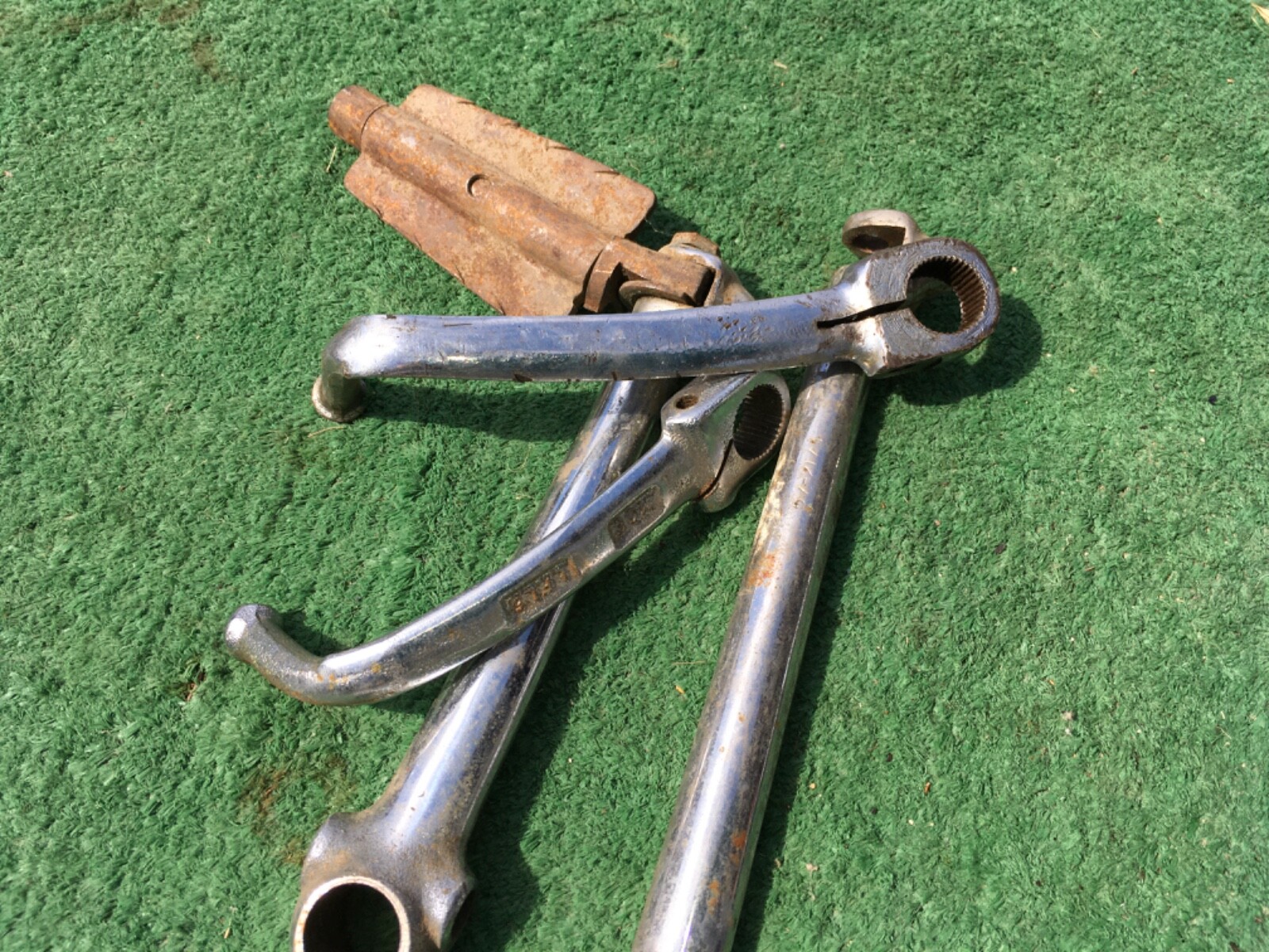 Triumph Unit Pre Unit Kickstart Lever Shift Lever Parts EBay triumph-unit-pre-unit-kickstart-lever-shift-lever-parts-ebay