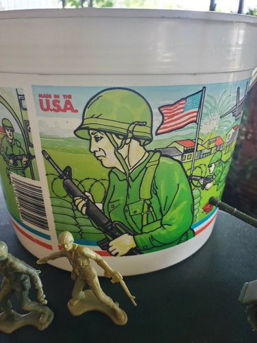 Vintage Tim Mee Soldiers in a Bucket 76army Men 2tank 2 Jets 100 ...