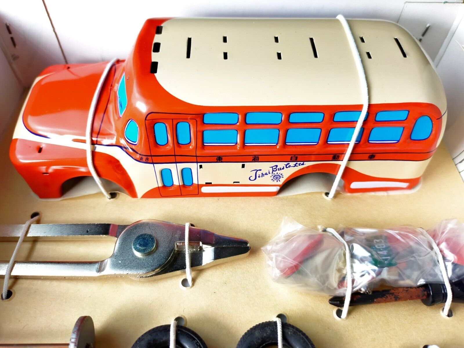 Bonnet Bus Tin Toy Car Construction Kit IZU NO ODORIKO-GO Red NEW Made ...
