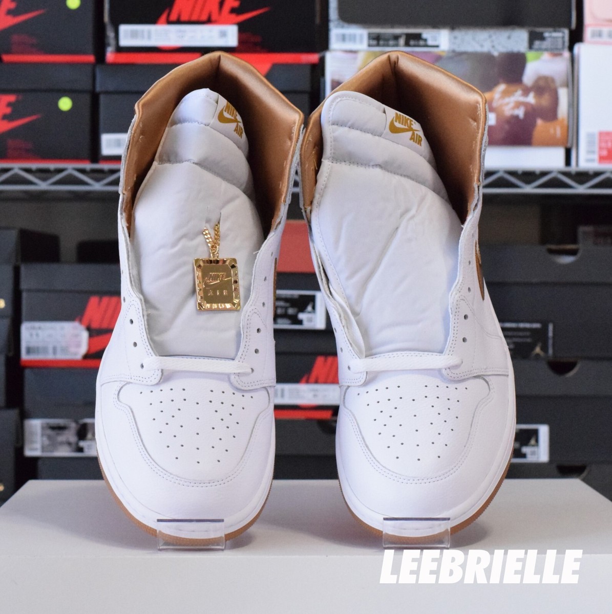 WMNS Air Jordan 1 Retro High OG Metallic Gold FD2596-107 WMNS Air Jordan 1 Retro High OG Metallic Gold FD2596-107