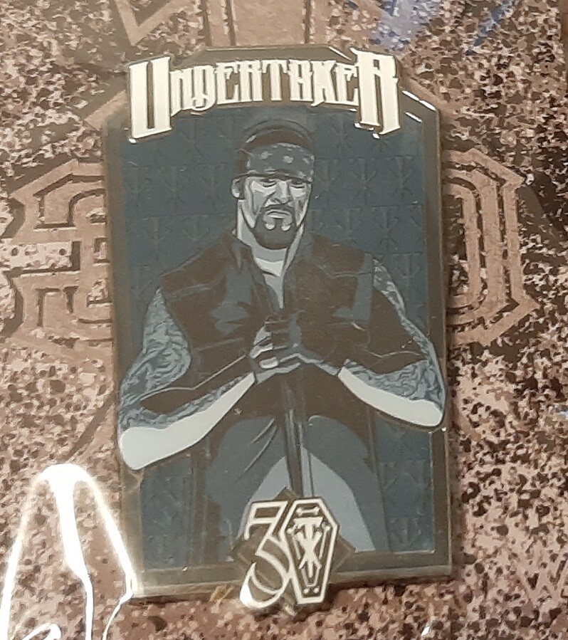The Undertaker 30 Year Anniversary Lapel Pin Set LTD 1500 EACH ...