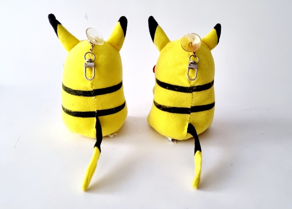 Pokemon Pikachu 2000 Collectibles plush toy vintage keychain with sound ...