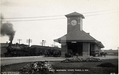 Great Northern Depot, Fargo, ND North Dakota 1909 RPPC Photo Postcard ...