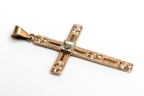 Vintage 14K Yellow Gold Cross Intricate Design w Diamond Pendant .75" x ...