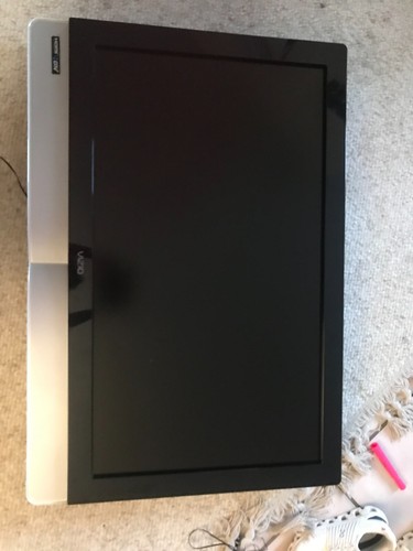 Vizio VX37L 37" Flat Panel HDTV For Wall Mount. Remote incl. Needs ...