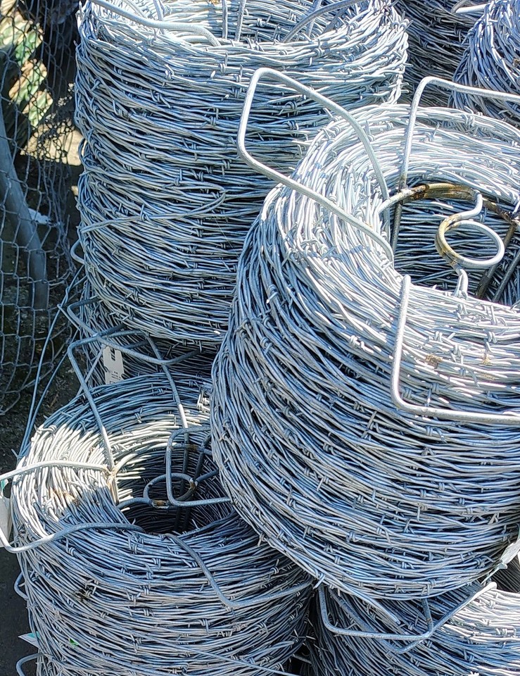 Barb Wire Roll (1320 ft) - 12.5 Ga - 2 Point, Dbl Strand | eBay