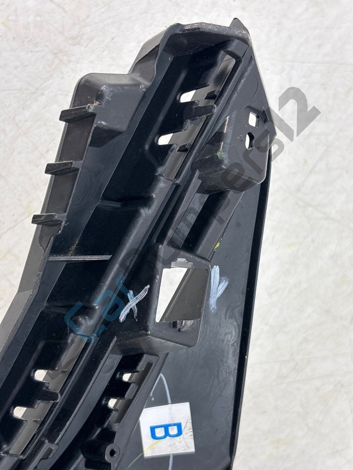 HONDA JAZZ MK4 2018-20 FRONT BUMPER GRILLE GENUINE 71121-TAR-G50 | eBay UK