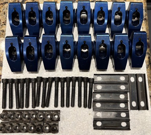 Ford Racing 1.6 Roller Rocker Arms. 5/16" Pedestal Mount OEM Ford ...