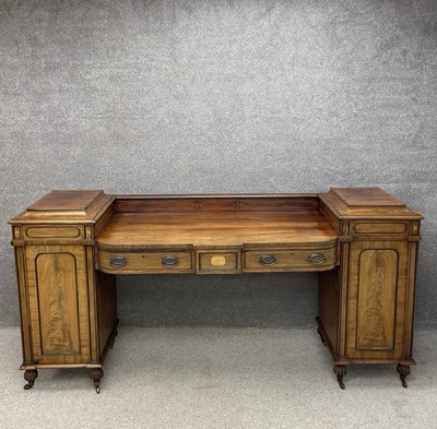 1800-1899 - Sideboard Chiffonier
