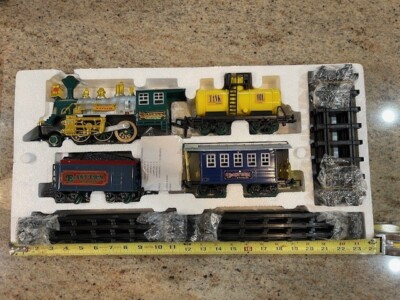 Traditional Model Train Set Number 10222, New in Box (Unbranded) | eBay