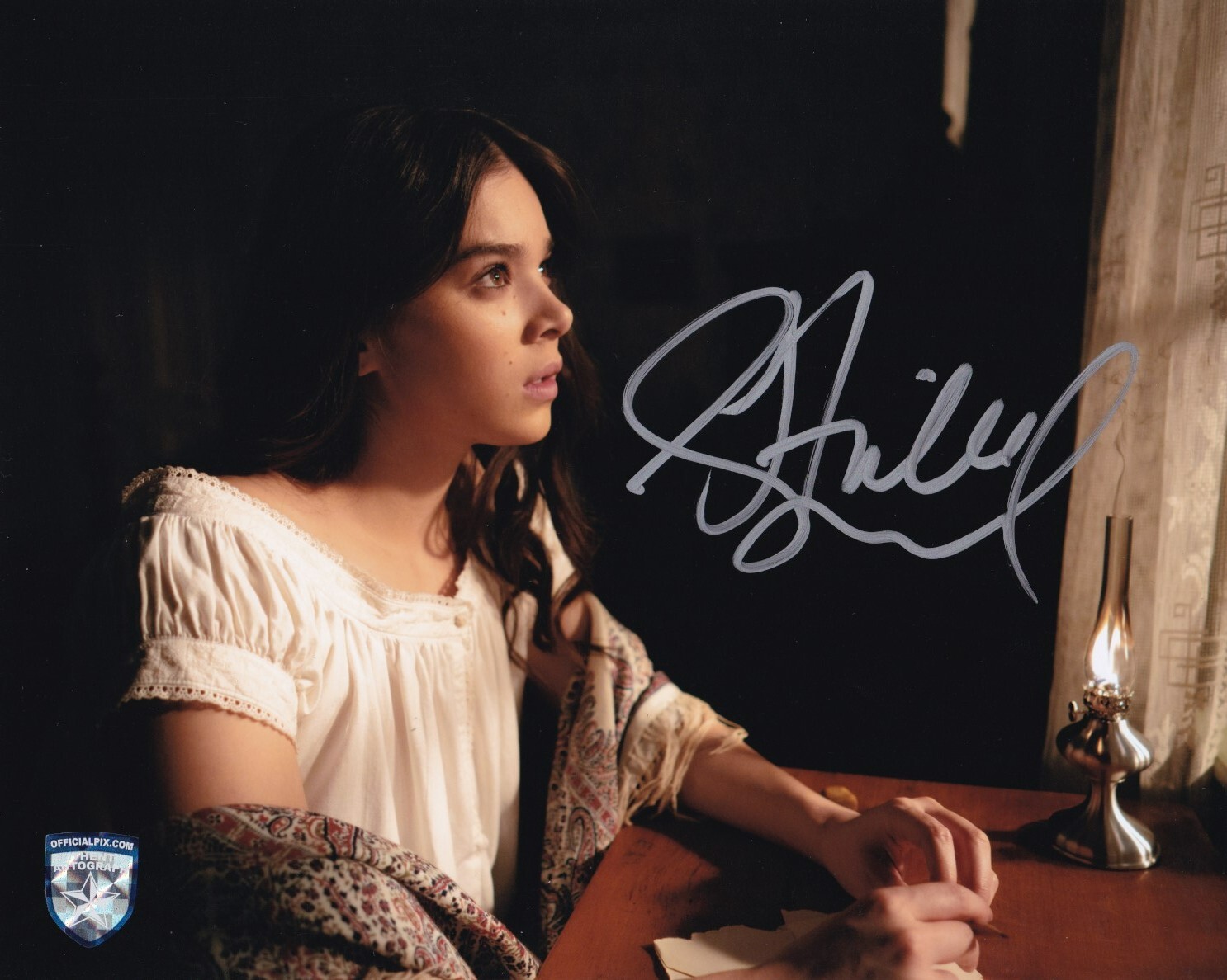 HAILEE STEINFELD signed Autogramm 20x25cm HAWKEYE in Person autograph ...