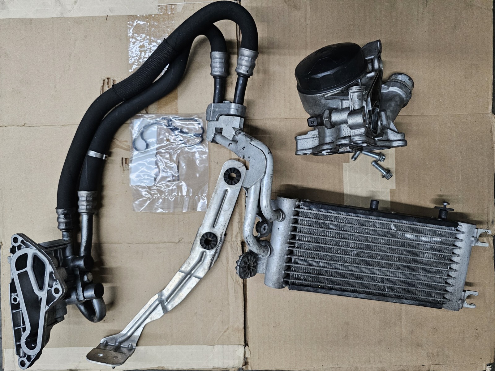 2007-2013 BMW 335i 335xi E90 E92 N54 N55 OEM Oil Cooler Kit Oil lines ...