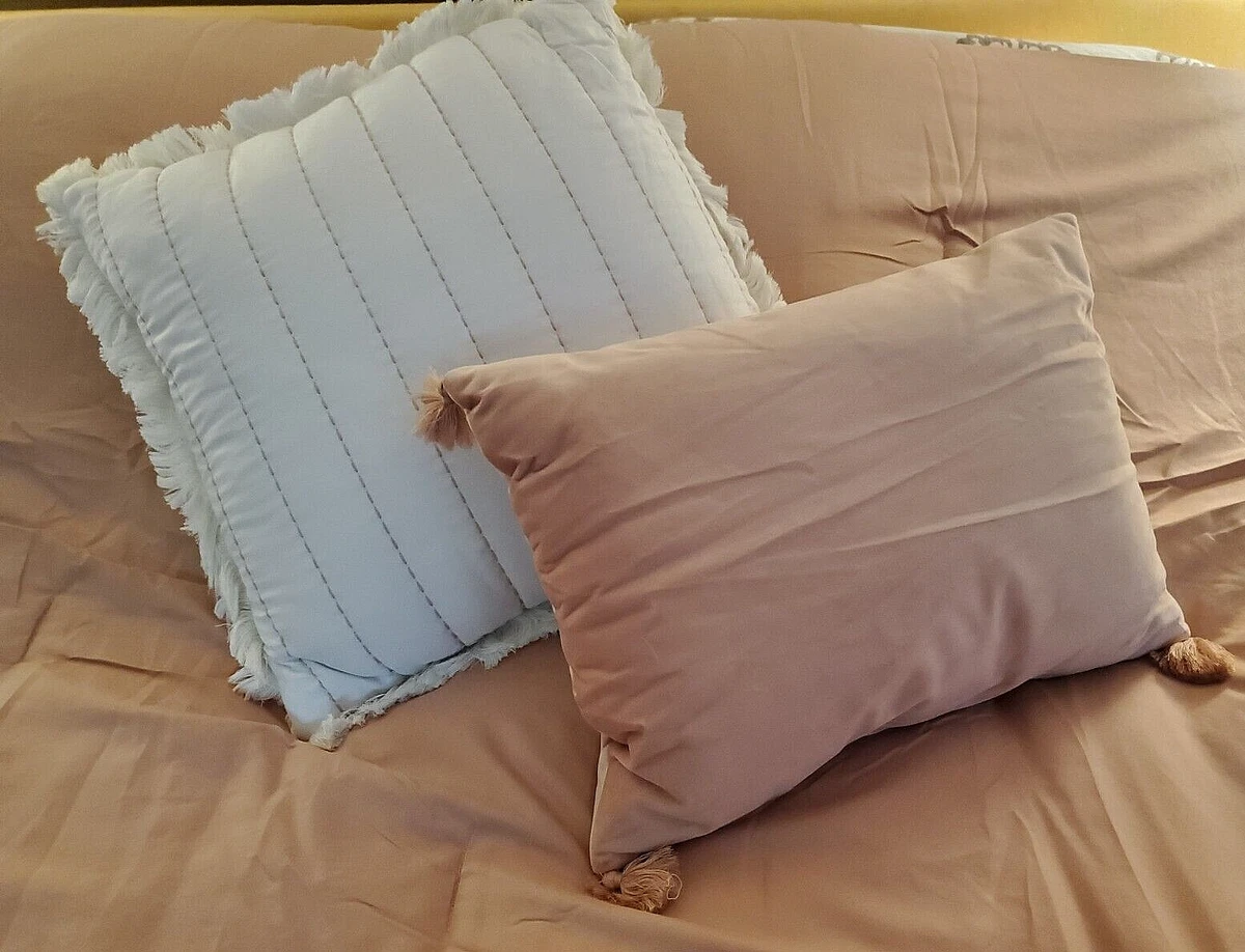 Salmon Bedding