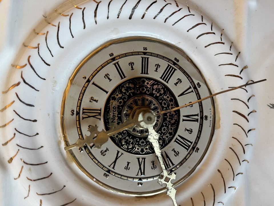 Narco Mantle Clock ~Porcelain ~ Vintage 1982. Beautiful pink flowers ...