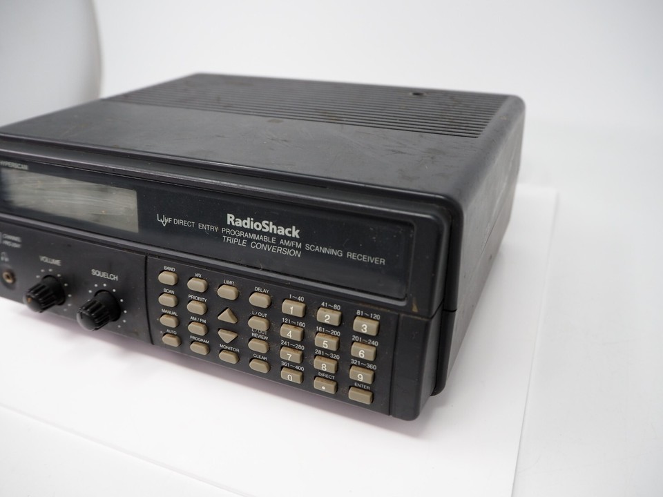 Radio Shack PRO-2041 Programmable AM/FM Scanning 400 Channel 20-463 ...