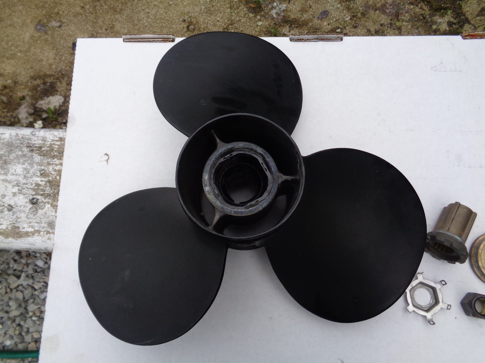 QUICK SILVER 16X16 PROPELLER WITH HUB KIT MERCRUISER ALPHA 1 GEN 2 | eBay