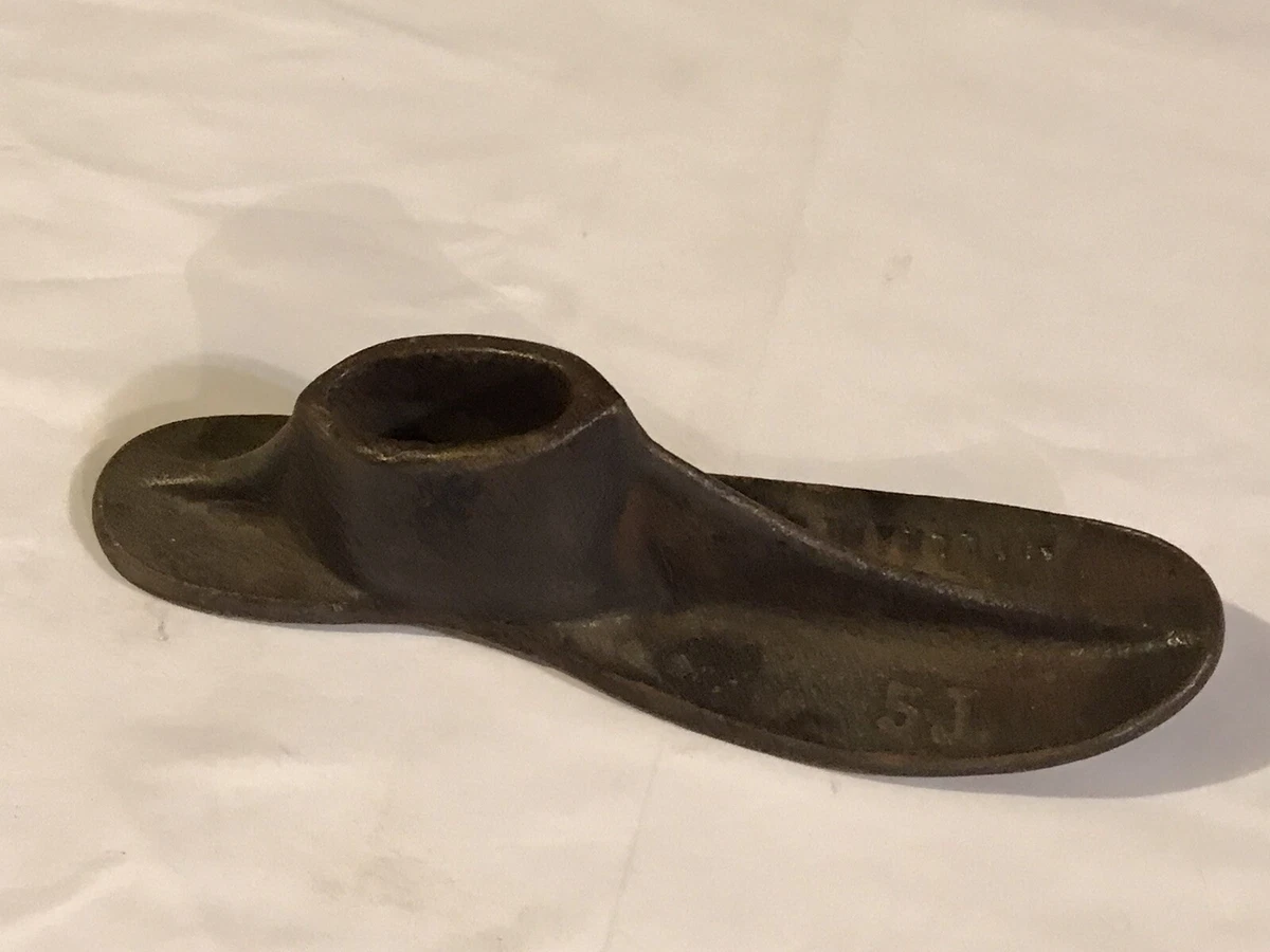 Cobbler Shoe Form