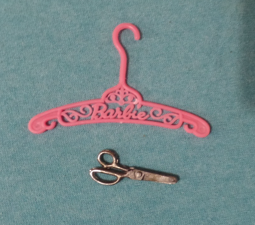 Vintage Barbie Clothes - Vintage Barbie 976 Sweater Girl Scissors | eBay