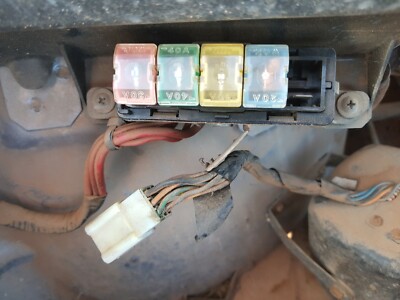 HOLDEN VN VP Berlina Calais Statesman FUSE PANEL Block and Fuses | eBay ...