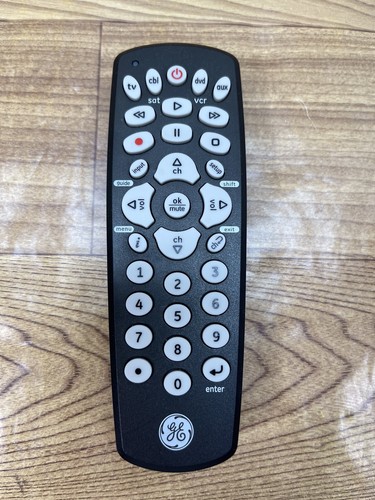 GE 27985 General Electric 3-Device Universal TV DVD Cbl Remote Control ...