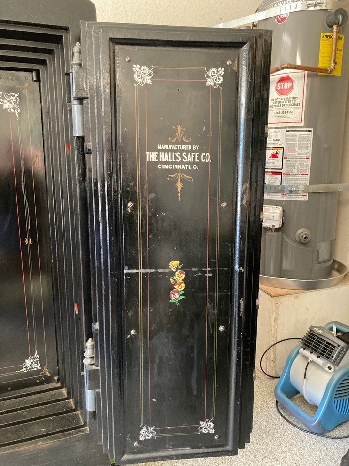 Antique Hall's Safe Co, Cincinnati, large wheeled safe. Cir: late 1800 ...