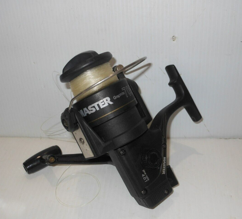 FANTASTIC SHAPE USED Master 705 Spinning Fishing Reel Graphite Gear ...