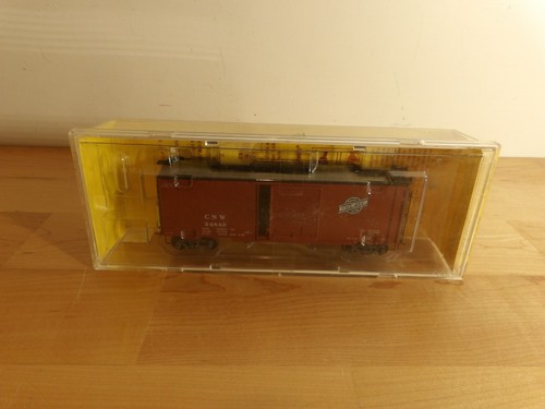 HO Scale Kadee 5252 CNW Chicago North Western 40' Box Car #24840 | eBay