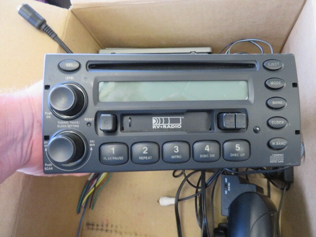 RV MAGNADYNE C/D CAS/RADIO M9999CD TESTED GOOD CD Player and CD Changer ...