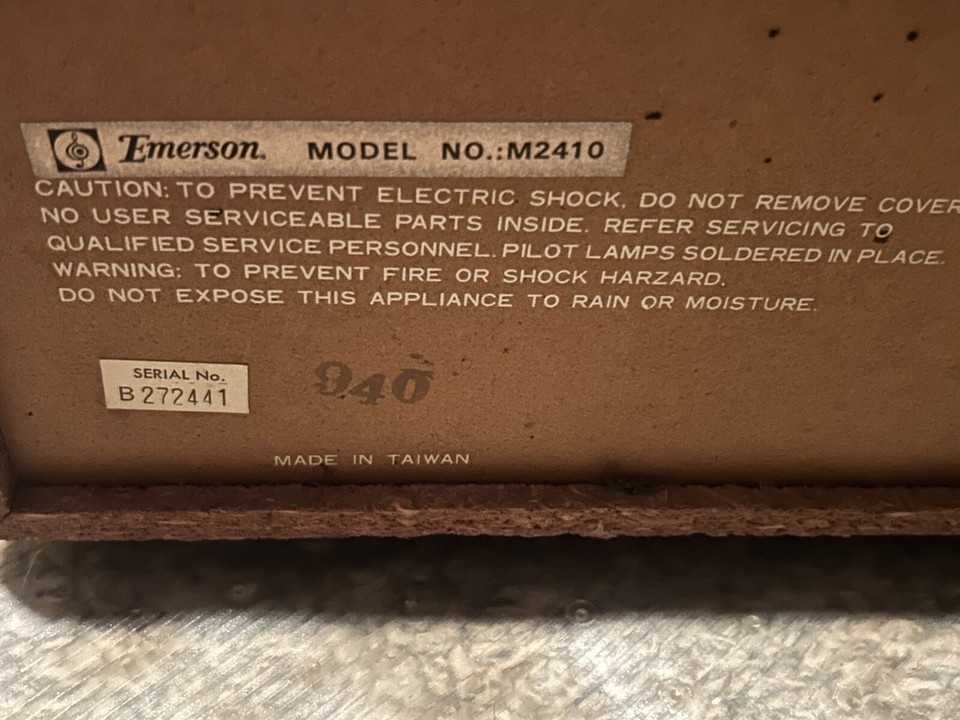 VINTAGE EMERSON TURNTABLE AMFM STEREO RECEIVER CASSETTE Player Dust ...