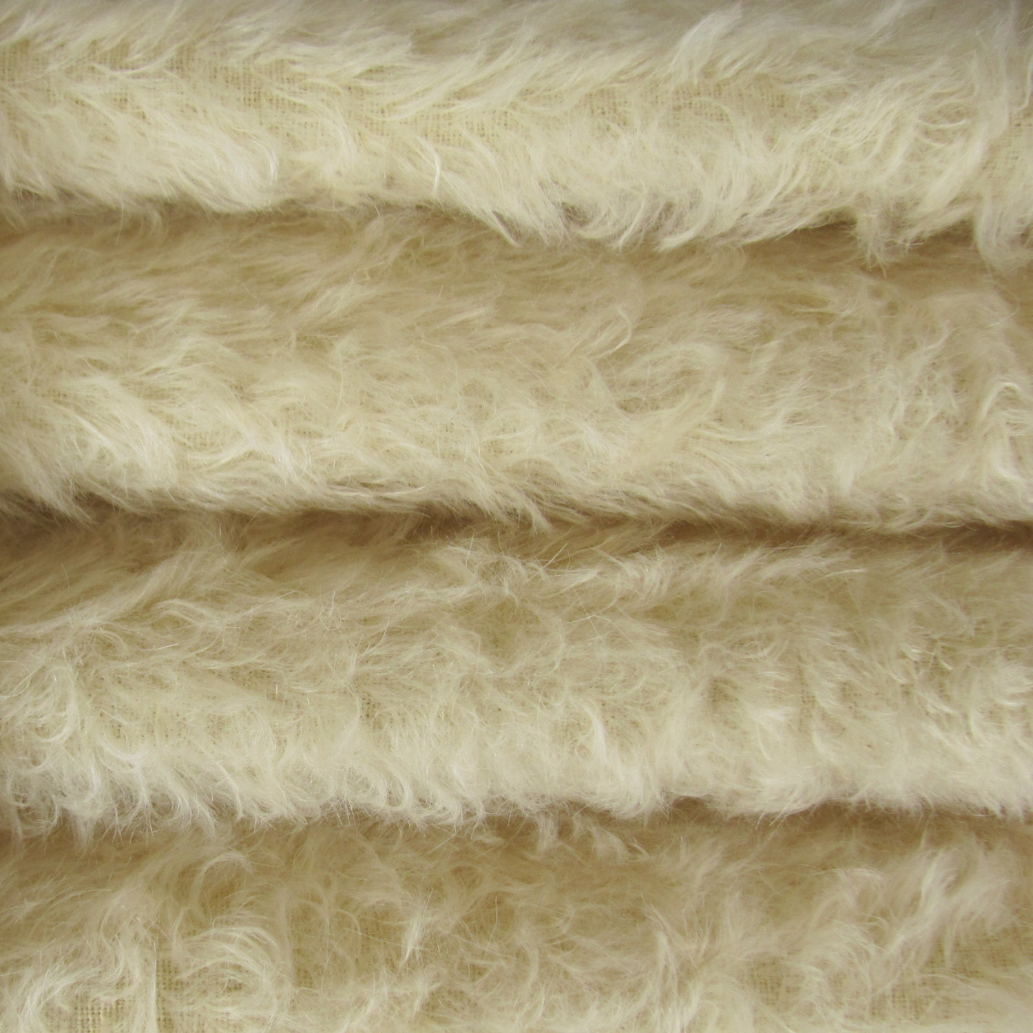 1/6 yd 325S/C Cream INTERCAL 5/8" Semi-Sparse Curly German Mohair Fur ...
