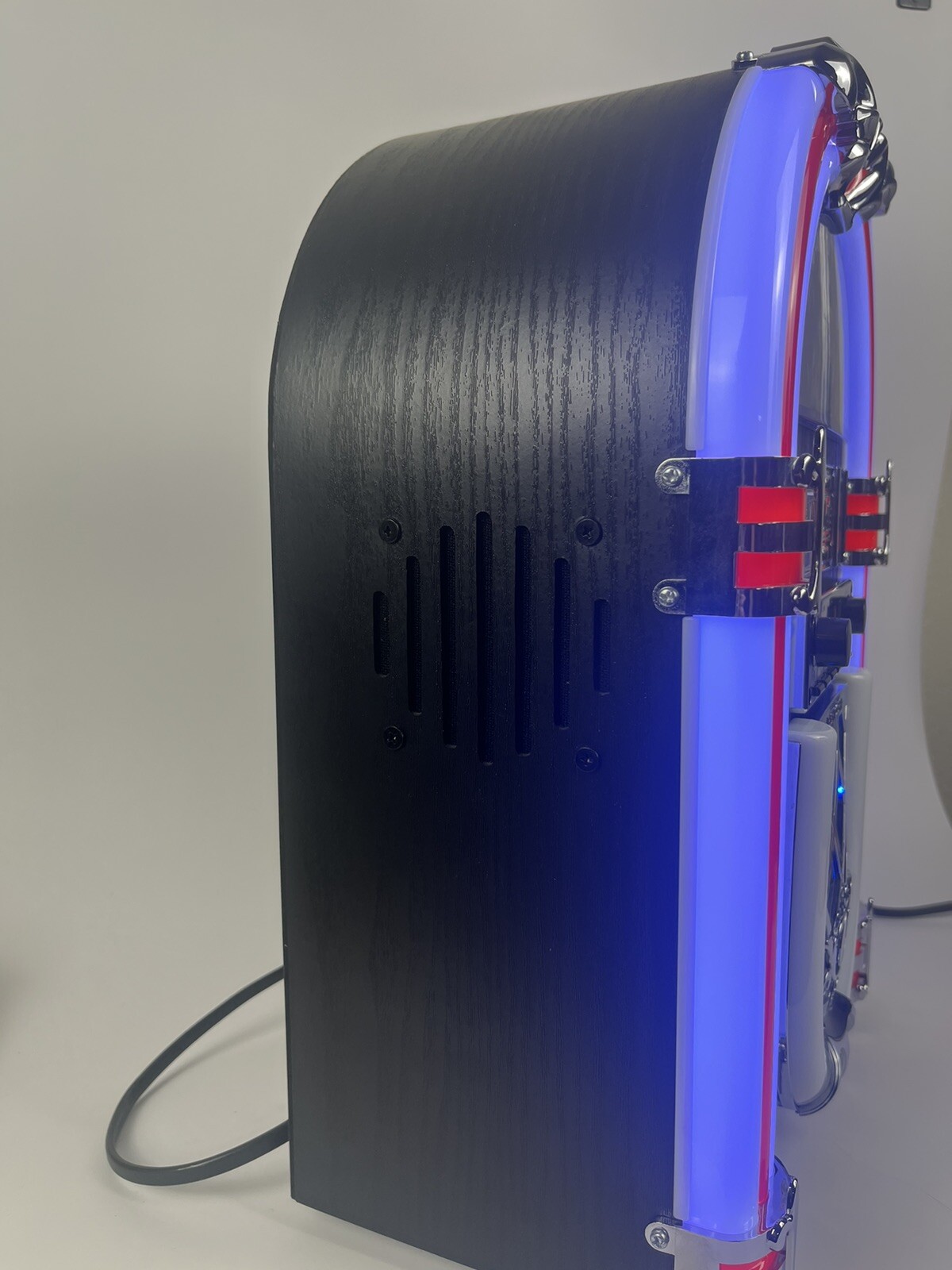 Victrola VJB-125 Retro Countertop Jukebox With CD Player and Bluetooth ...