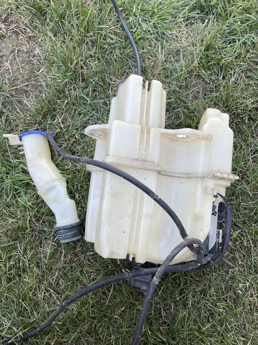 VOLVO S60 01-04 WINDSHIELD WASHER RESERVOIR TANK WASHER OEM | eBay