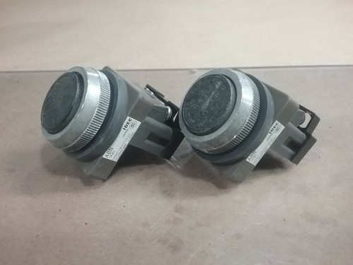 IDEC ABN BS010E PUSH BUTTON SWITCH BLACK #08G85 | eBay