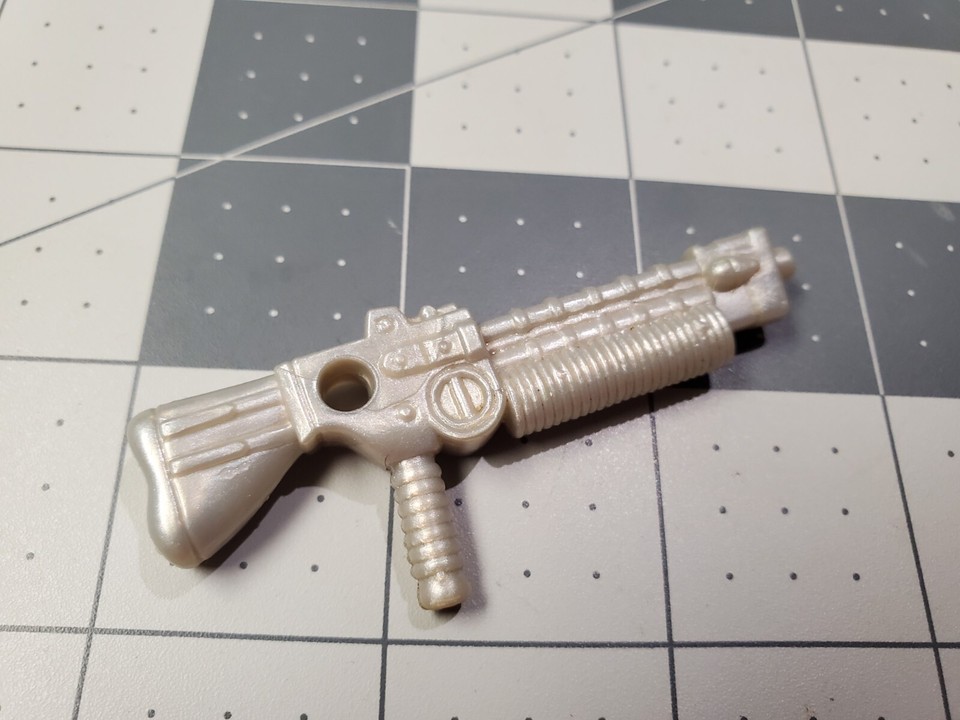 Bruiser The Berserker Baboon RIFLE Weapon Accessory 1990 Hasbro Bucky O ...