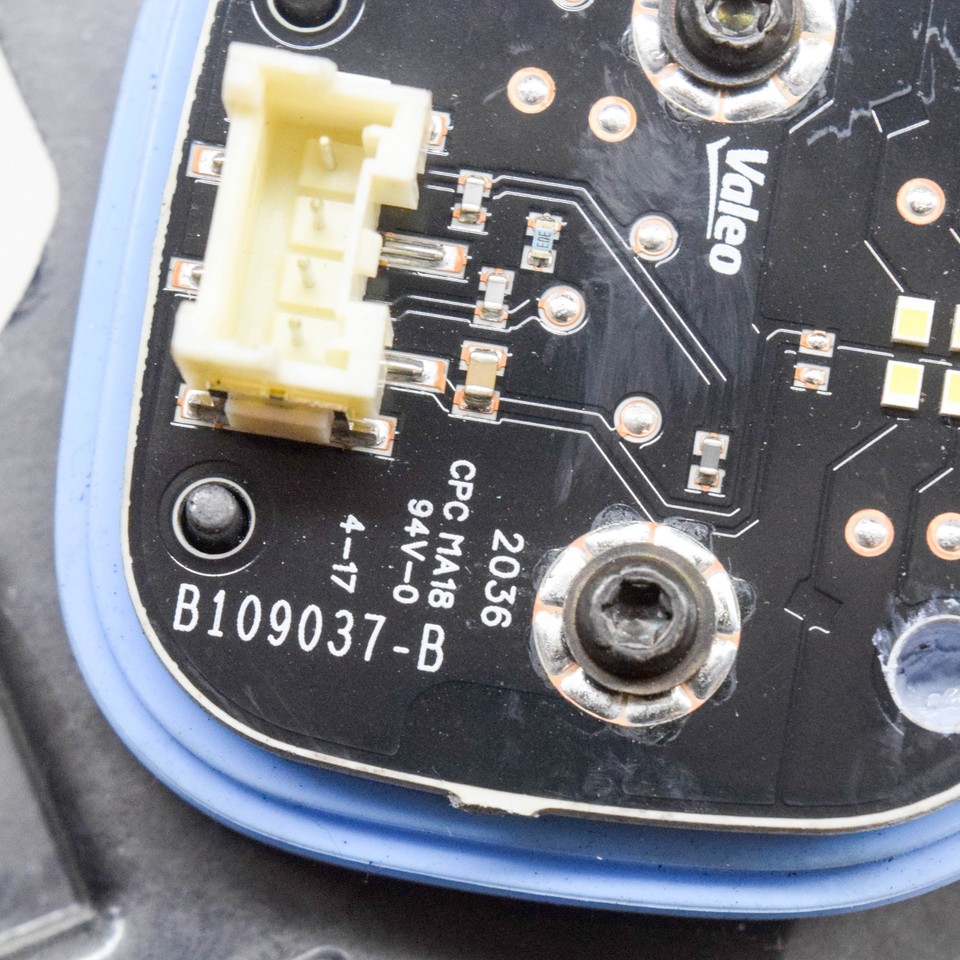 TESLA MODEL 3 LED Headlight Control Unit ECU B109037-B CPCMA18 2020 ...