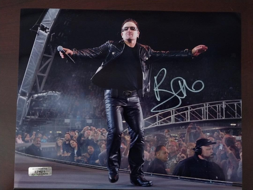 LEGENDARY ROCK BAND U2 8x10 Concert Photo Hand-Signed Autographed by ...