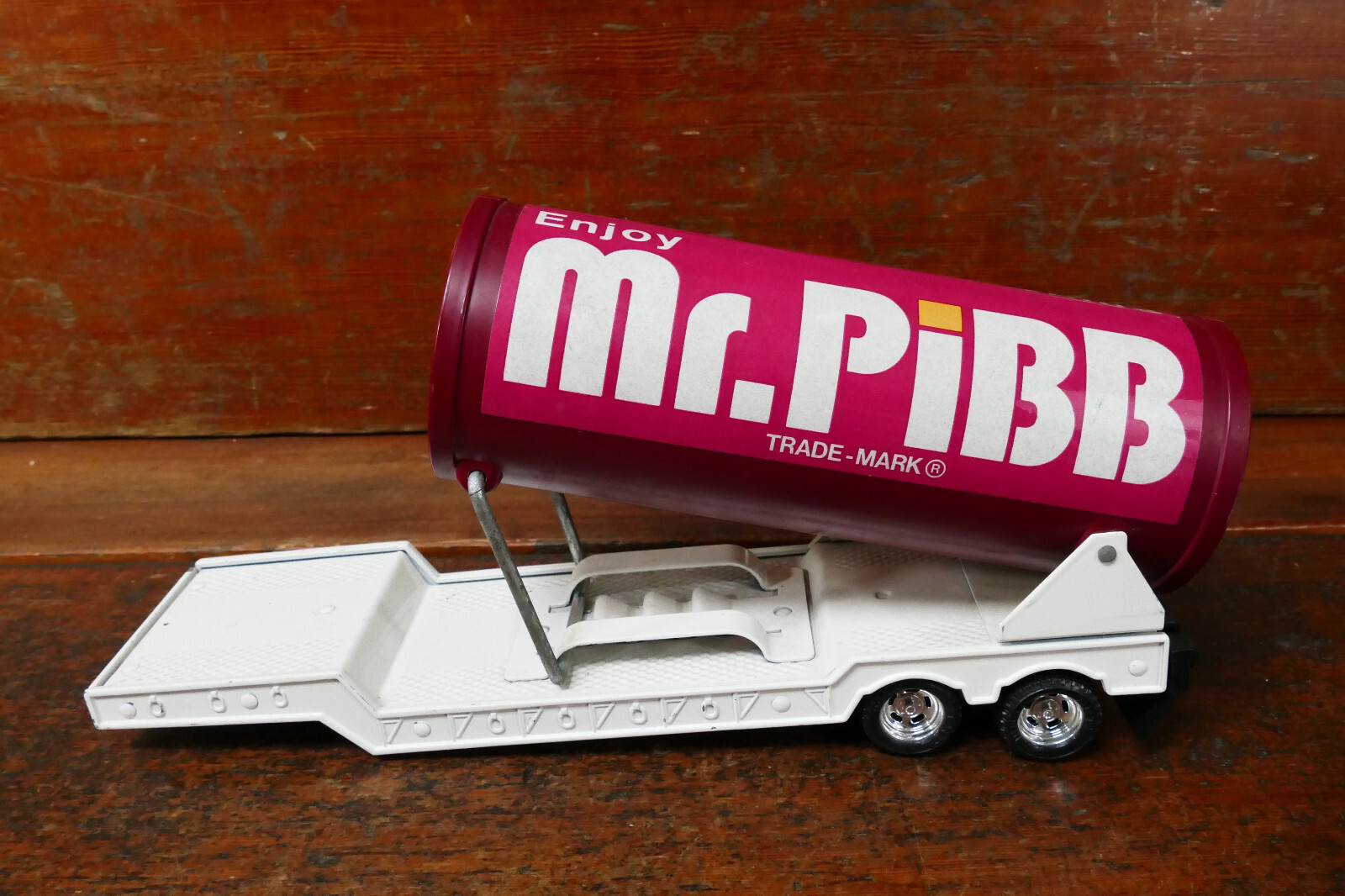 Old ERTL Mr. Pibb Toy Vehicle Car Truck Trailer Vintage Pressed Stamped ...