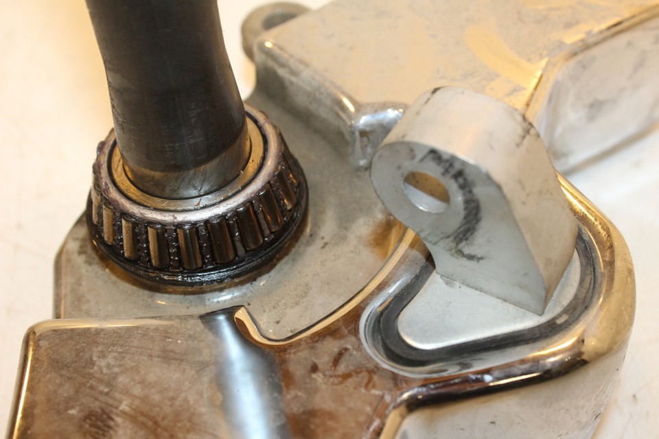 2007 Victory Jackpot Front Forks Clamp Lower Triple Tree Stem 1823532 ...