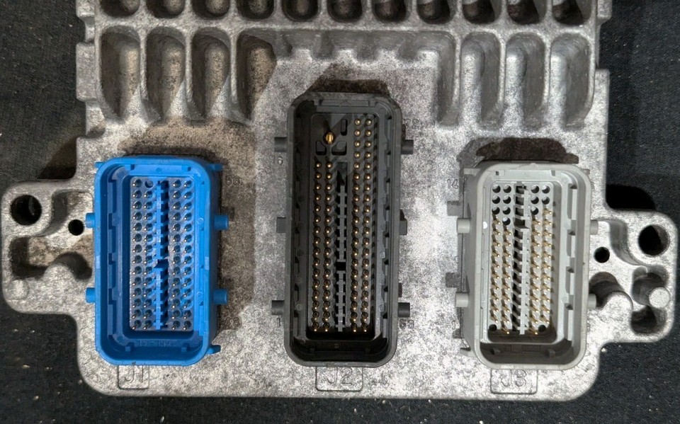 19210071 12597191 05 Corvette GTO LS2 E40 ECM Damaged Take Out 12597883 ...