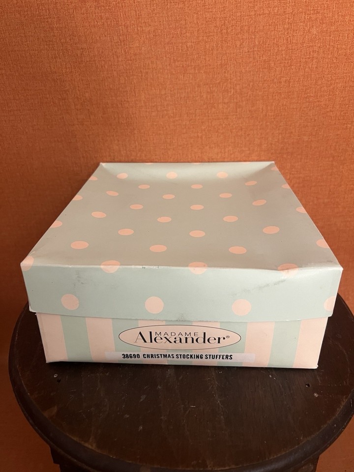 Adorable 2004 Madame Alexander #38690 Christmas Stocking Stuffers 8 ...