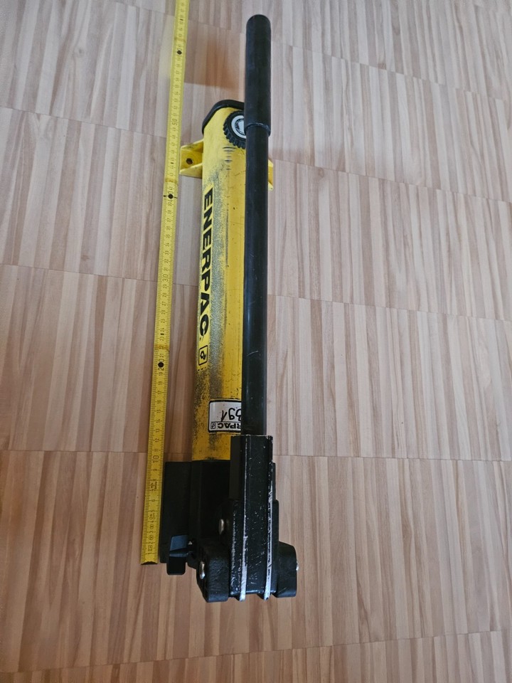 ENERPAC Hydraulikpumpe P391, gebraucht Scheunenfund!!! | eBay.de