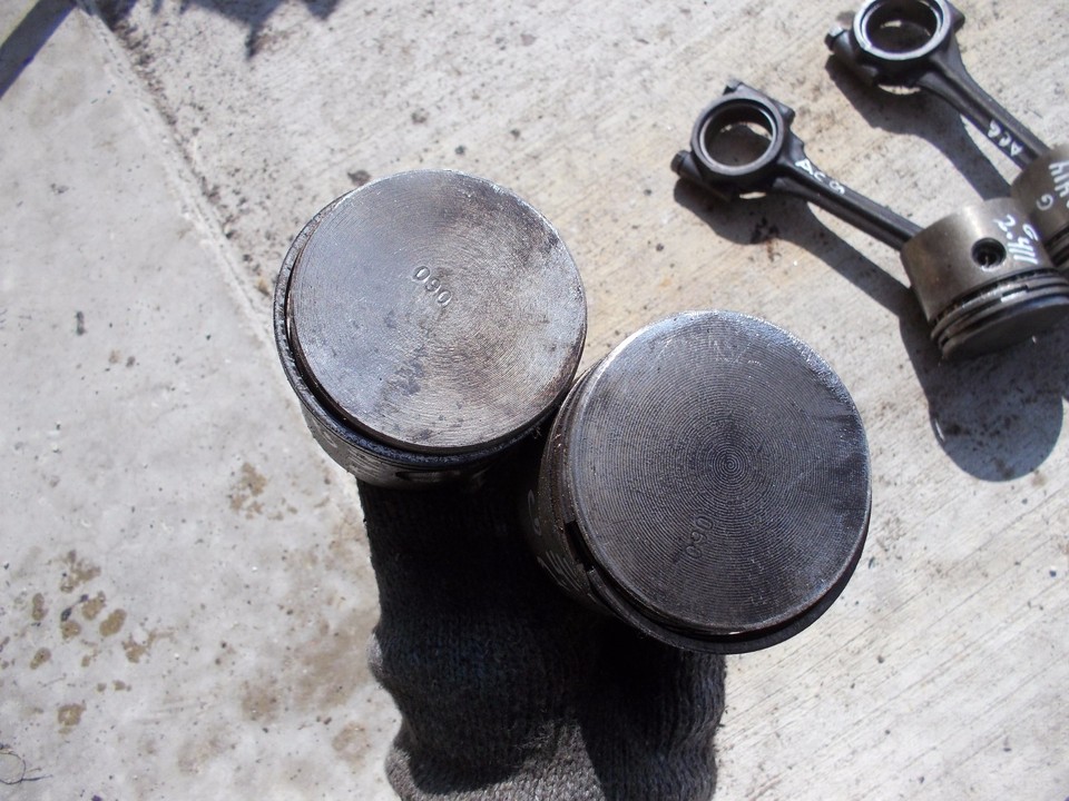 Allis Chalmers G Tractor AC AC engine motor piston pistons rod rods ...