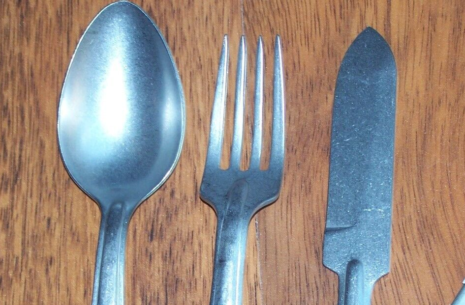 4 Piece Set Spoon Fork Knife Mess Utensil USA Military USMC + P38 Can ...