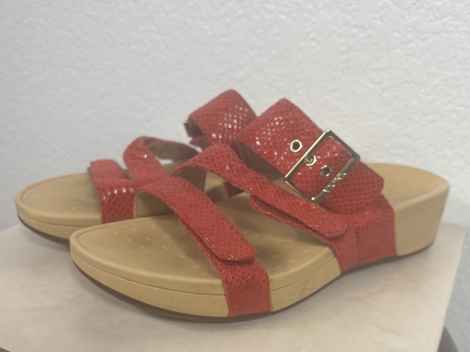 Vionic Pacific Rio Wedge Sandals Women's 9 Red Lizard Print Platform ...
