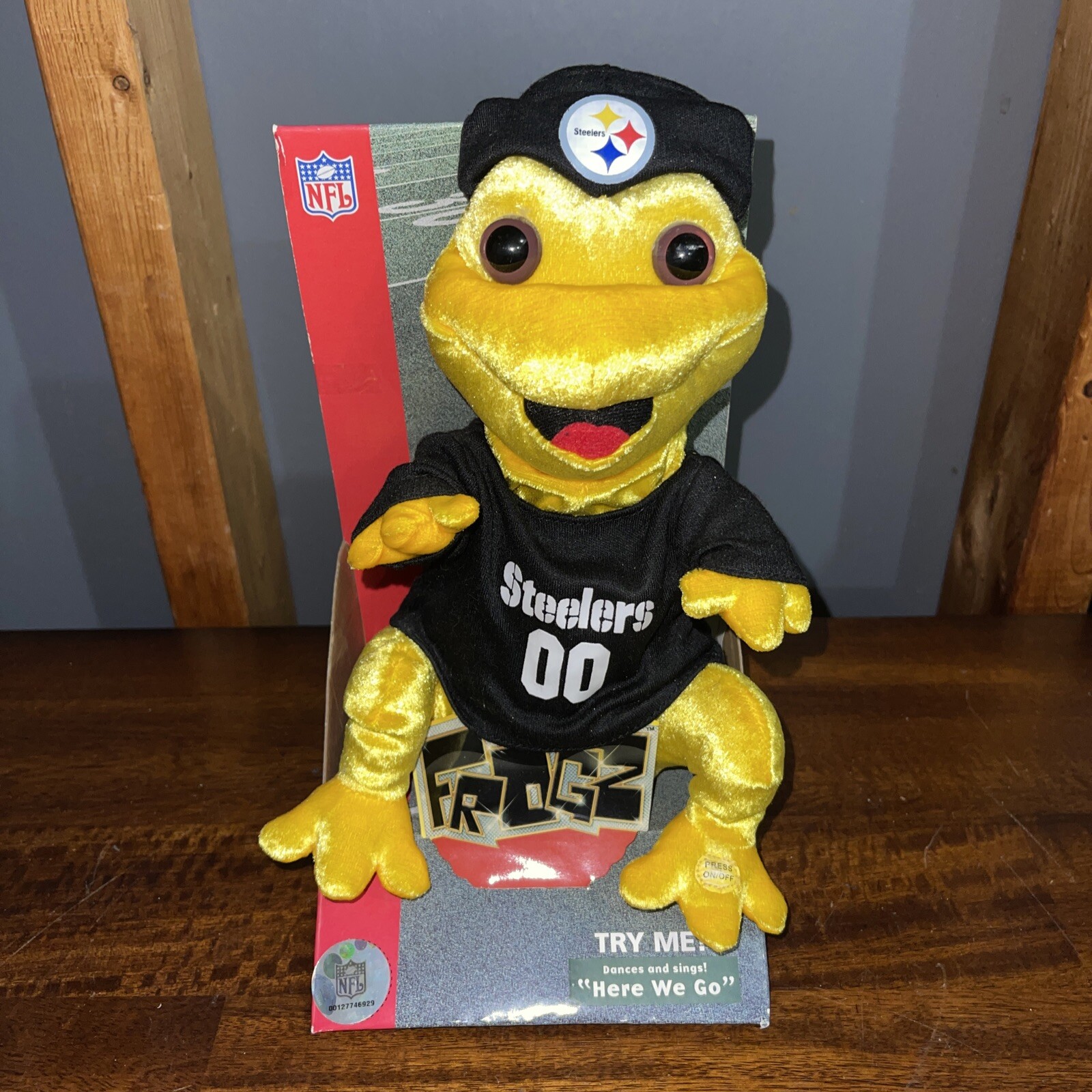 RARE GEMMY FROGZ NFL 1994 Pittsburg Steelers Dancing Singing Frog Works ...