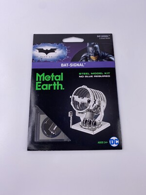 Bat-Signal Metal Earth 3D Laser Cut Model Kit Fascinations Batman Bat ...