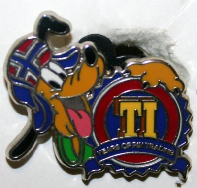 Disney Pin Trading 10th Anniversary - Pluto | eBay